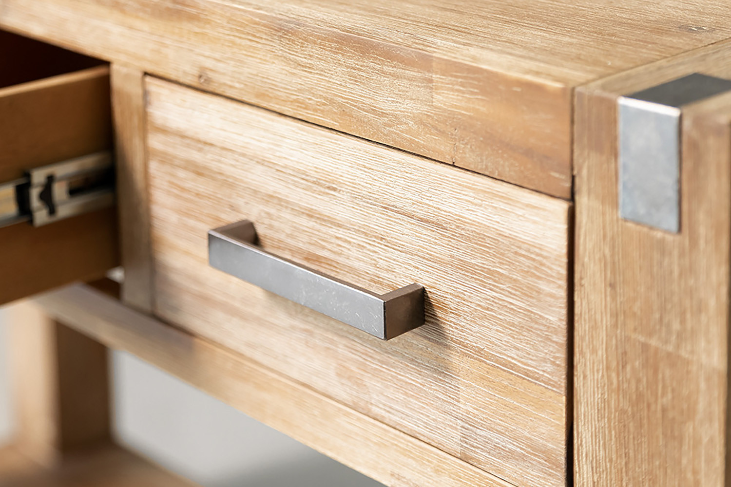 Zekara Console Table | Cielo