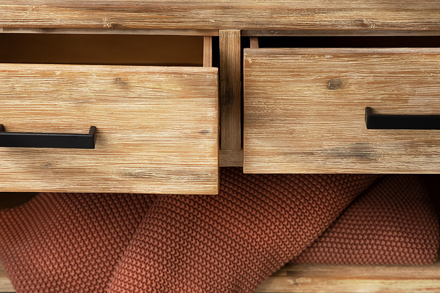 Clayden Console Table | Cielo