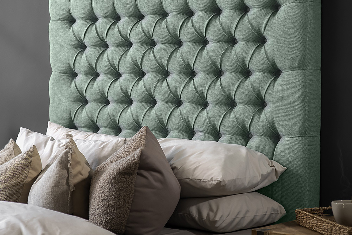 Kate Kylan Bed Set - Queen