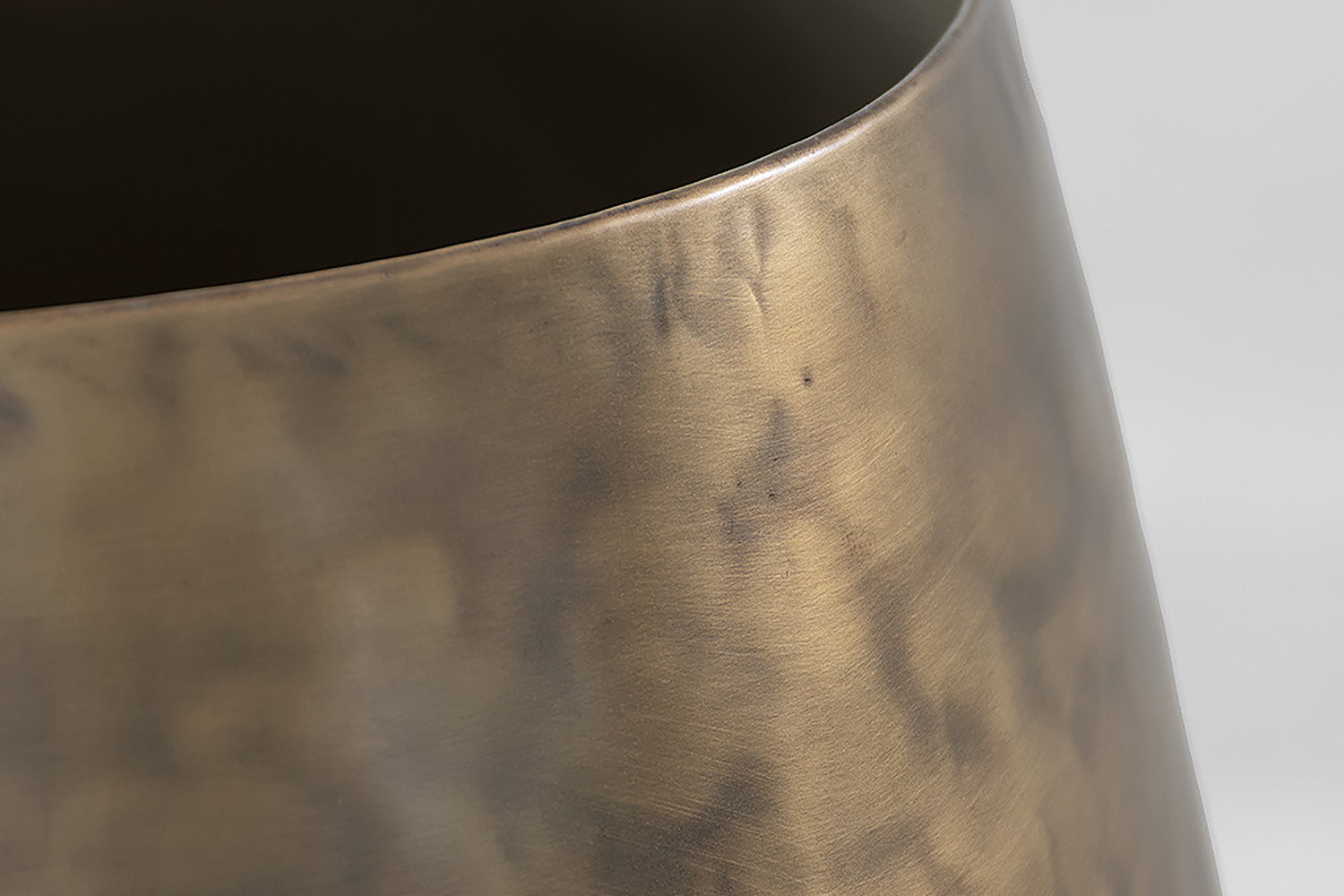 Emel Planter | Cielo