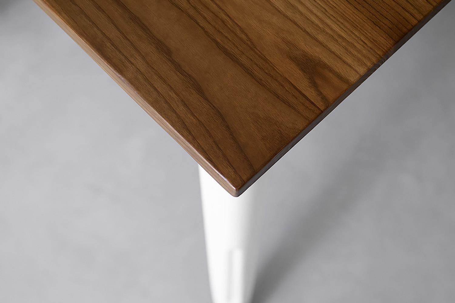 Odell Metal Dining Table - Matt White | Cielo