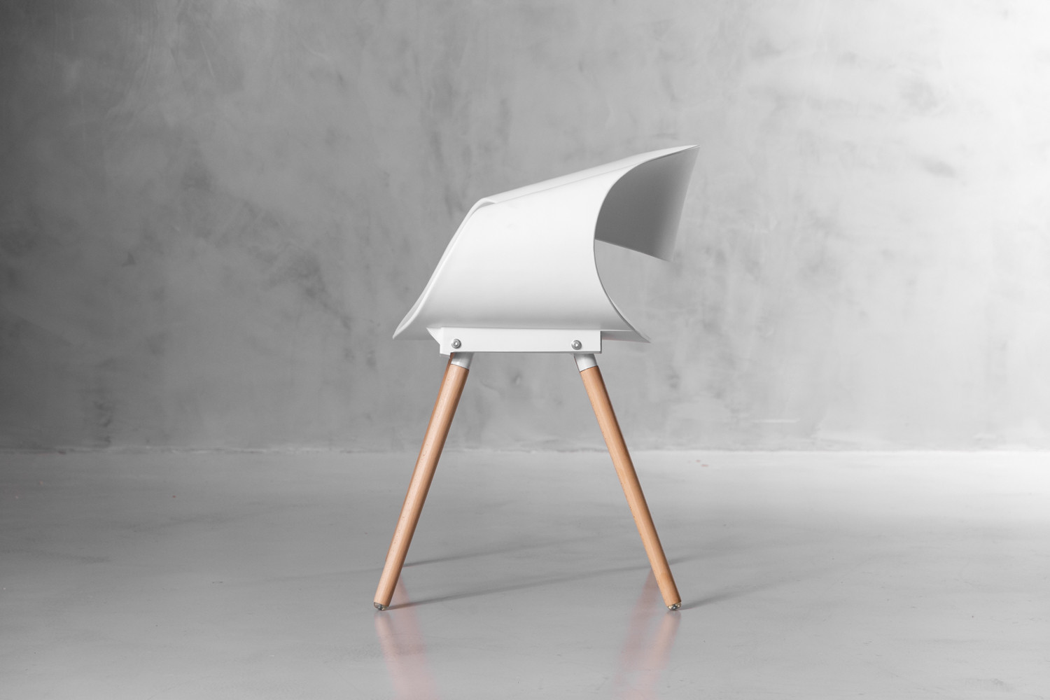 Wyatt Dining Room Chair - White | Cielo