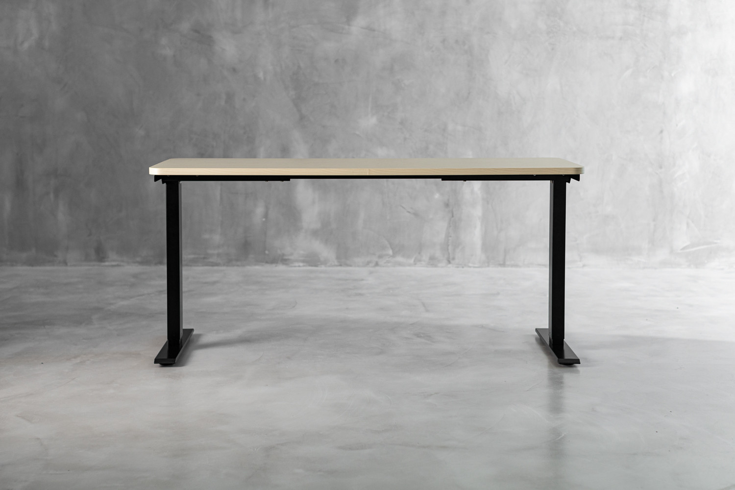 Axon Standing Desk - Black & Natural 1.6m For Sale | Cielo