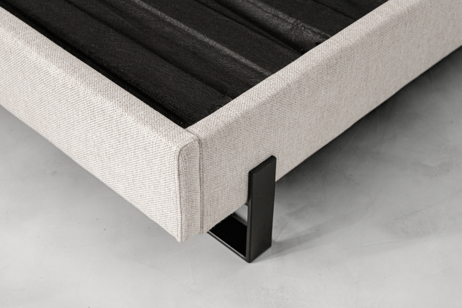 Cazana Bed Base - King XL - Smoke