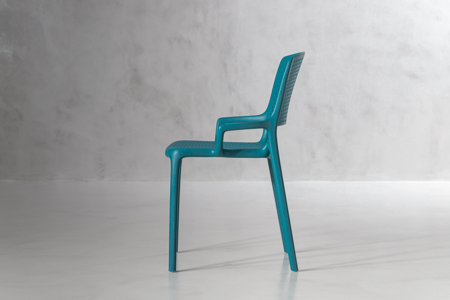 Otis Dining Chair | Bold Mid-Century Dining Chair