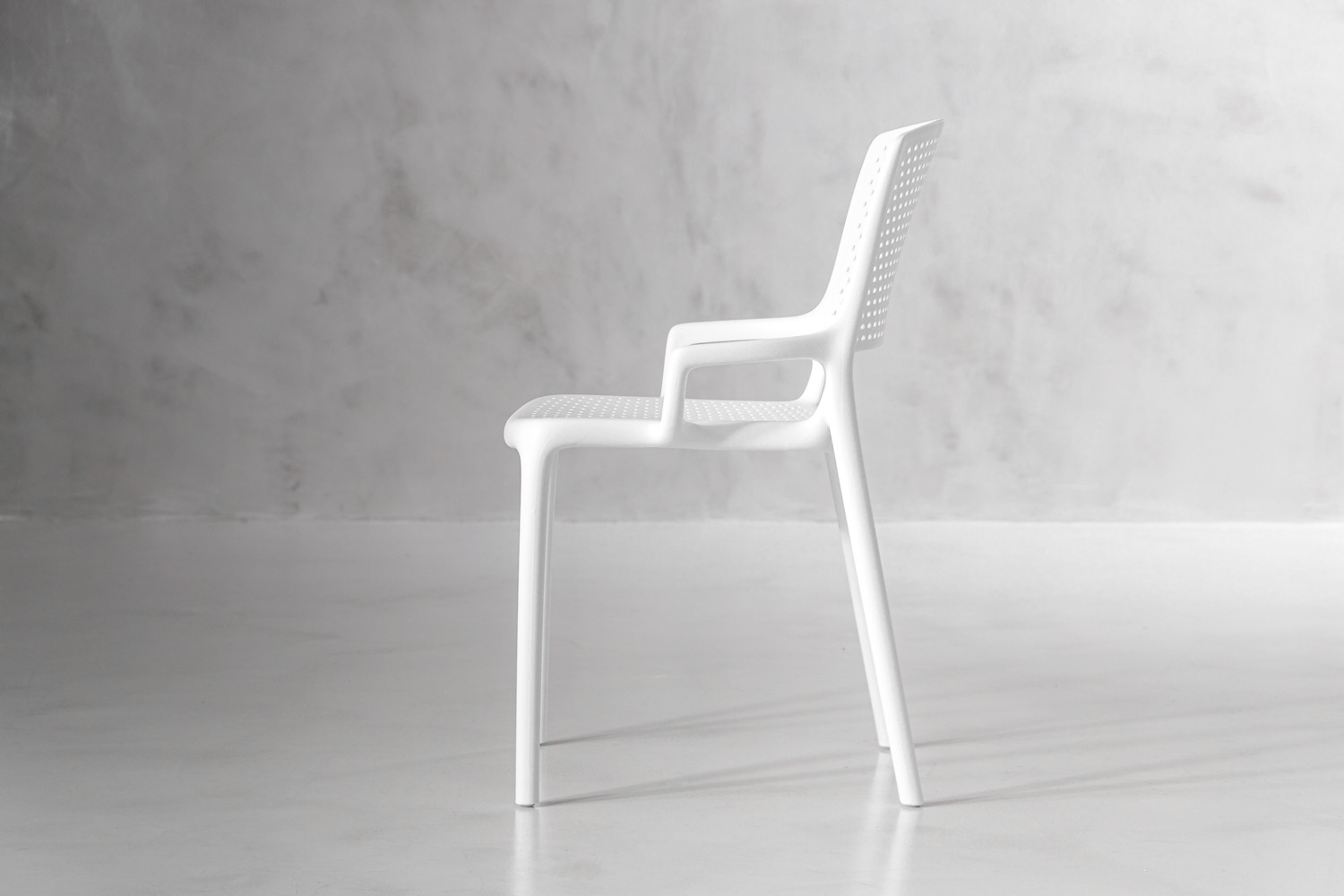 Otis Dining Chair | Bold Mid-Century Dining Chair