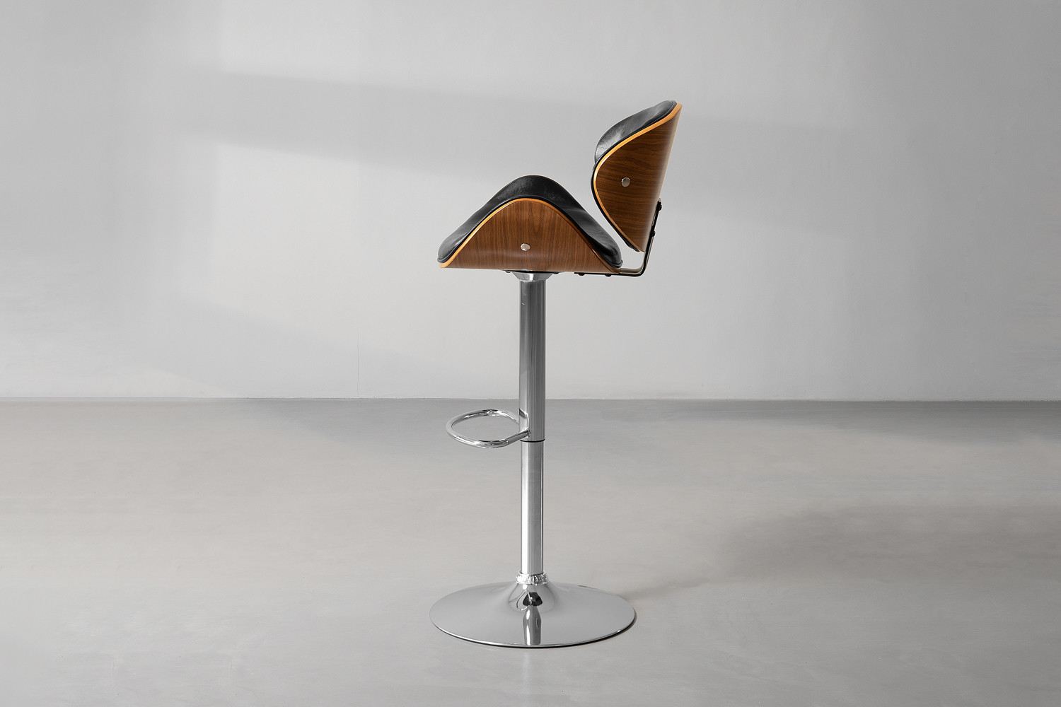 Tristan Adjustable Bar Chair - Black | Cielo