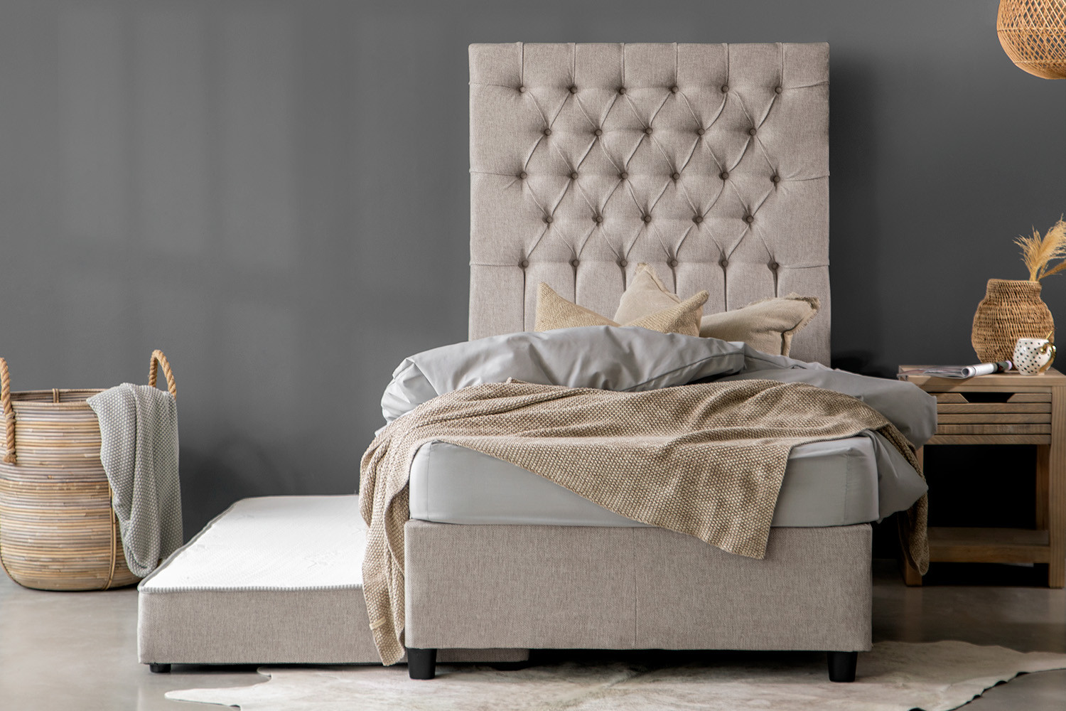 Bella Bed Collection | Cielo