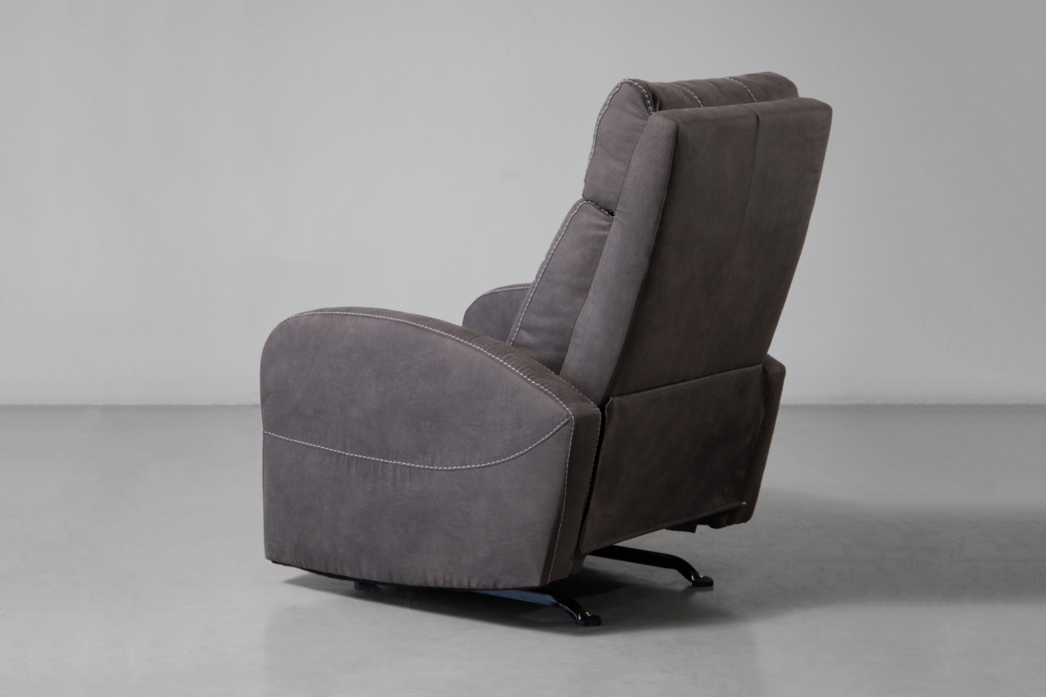Benton Rocker Recliner - Granite | Cielo