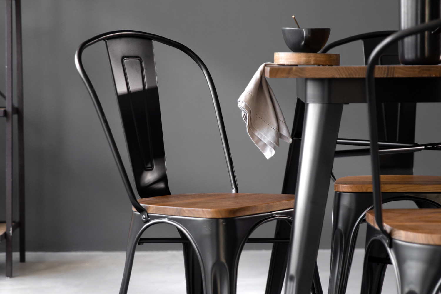 Odell Metal 4 Seater Dining Set - Matt Black | Cielo