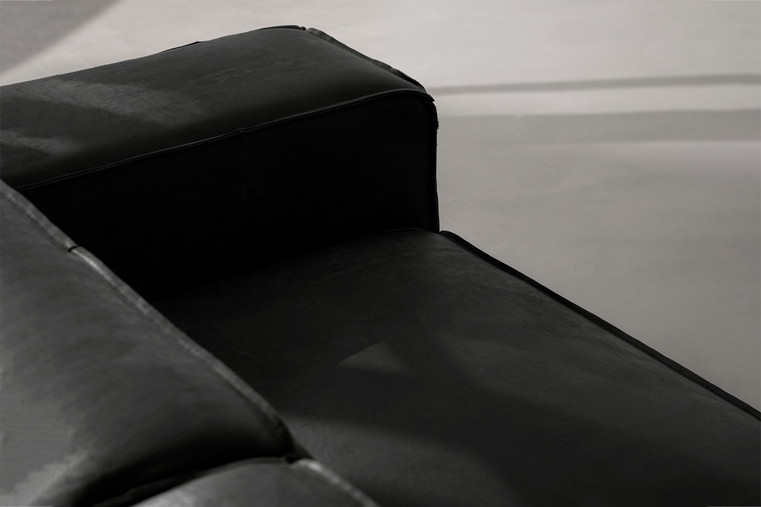 Jagger Leather Modular - Corner Couch Set - Lead | Cielo