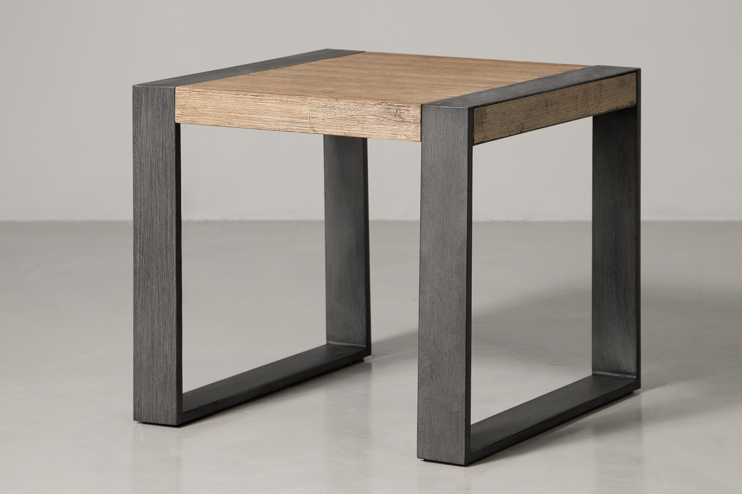 Arcadia Side Table | Cielo