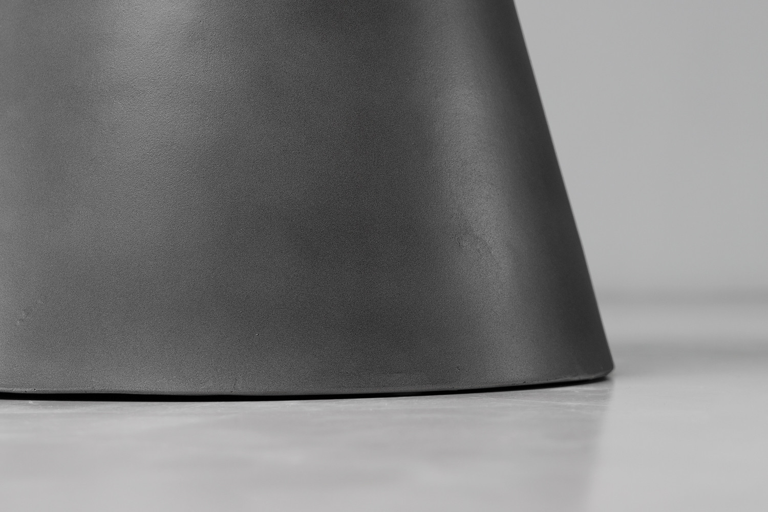 Ibiza Side Table - Dark Grey | Cielo