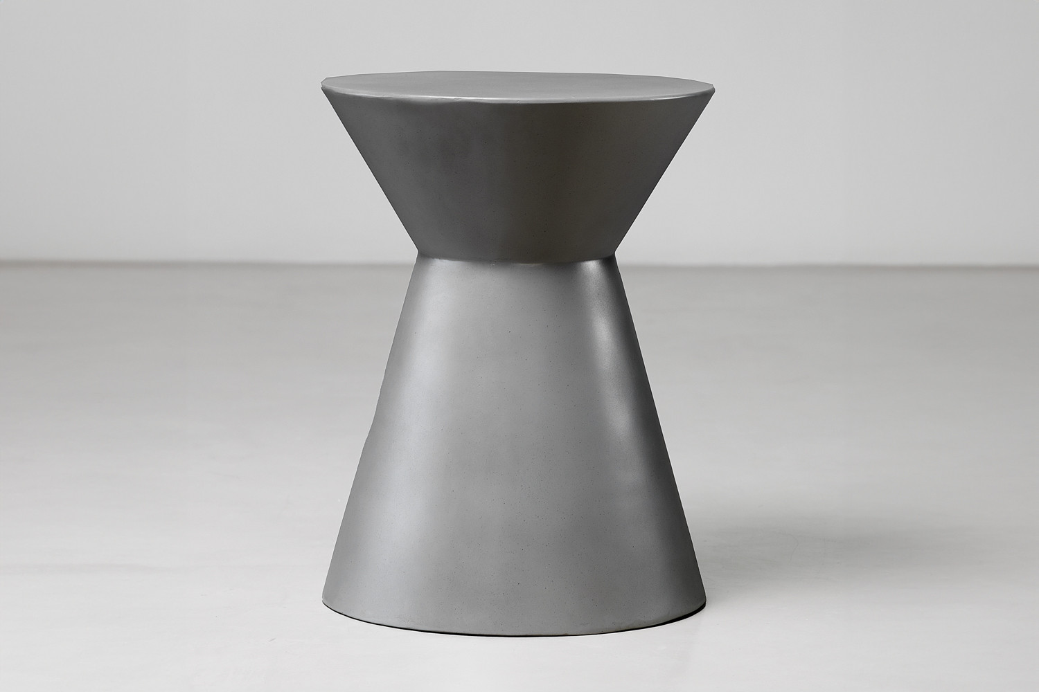 Ibiza Side Table - Dark Grey | Cielo