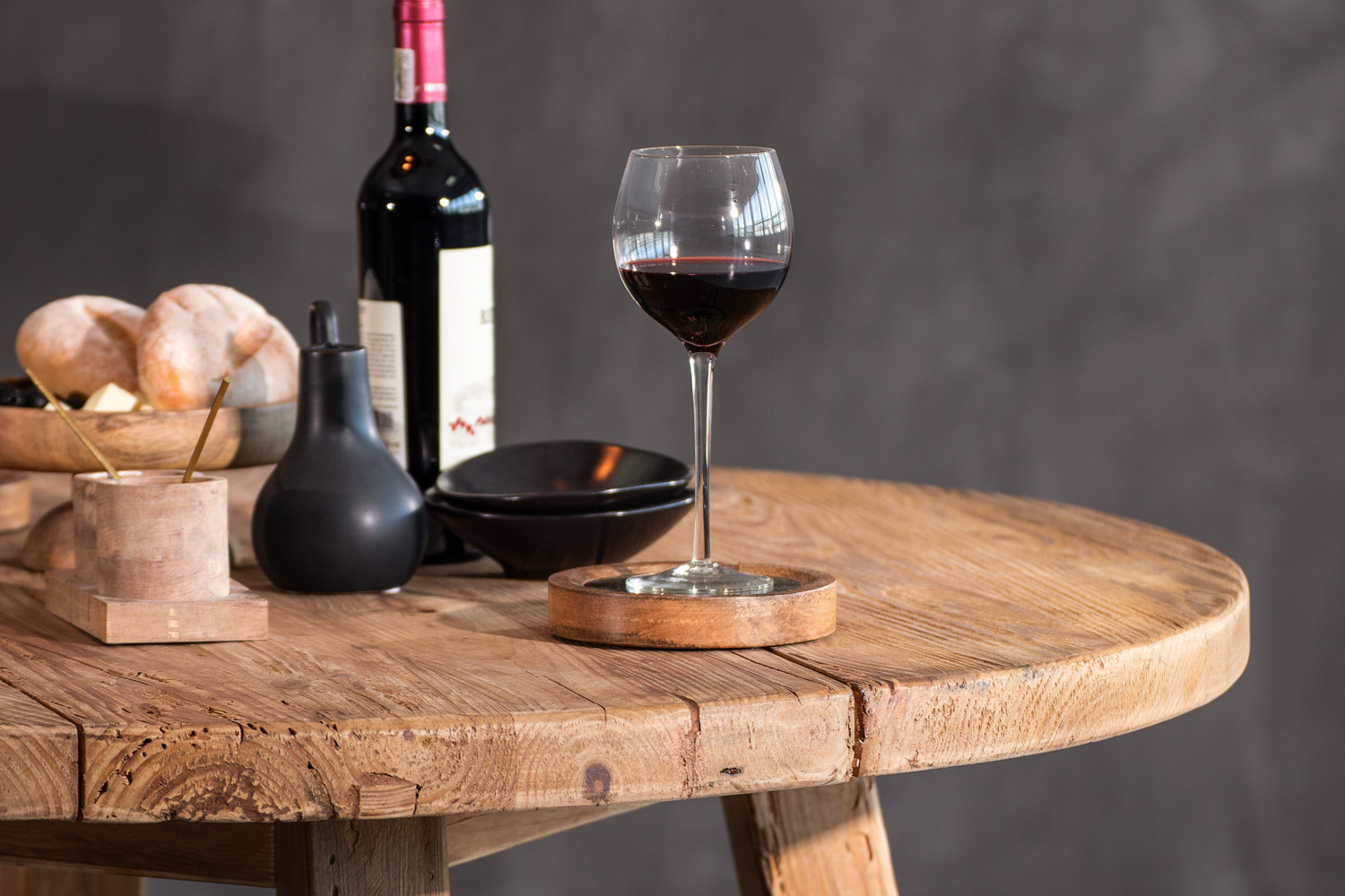 Rival Dining Table - Round | Cielo