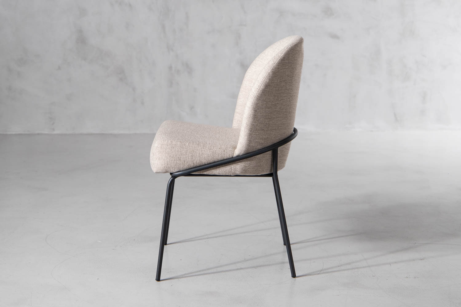 Curva Dining Chair | Mid-Century Design & Modern Comfort | Cielo