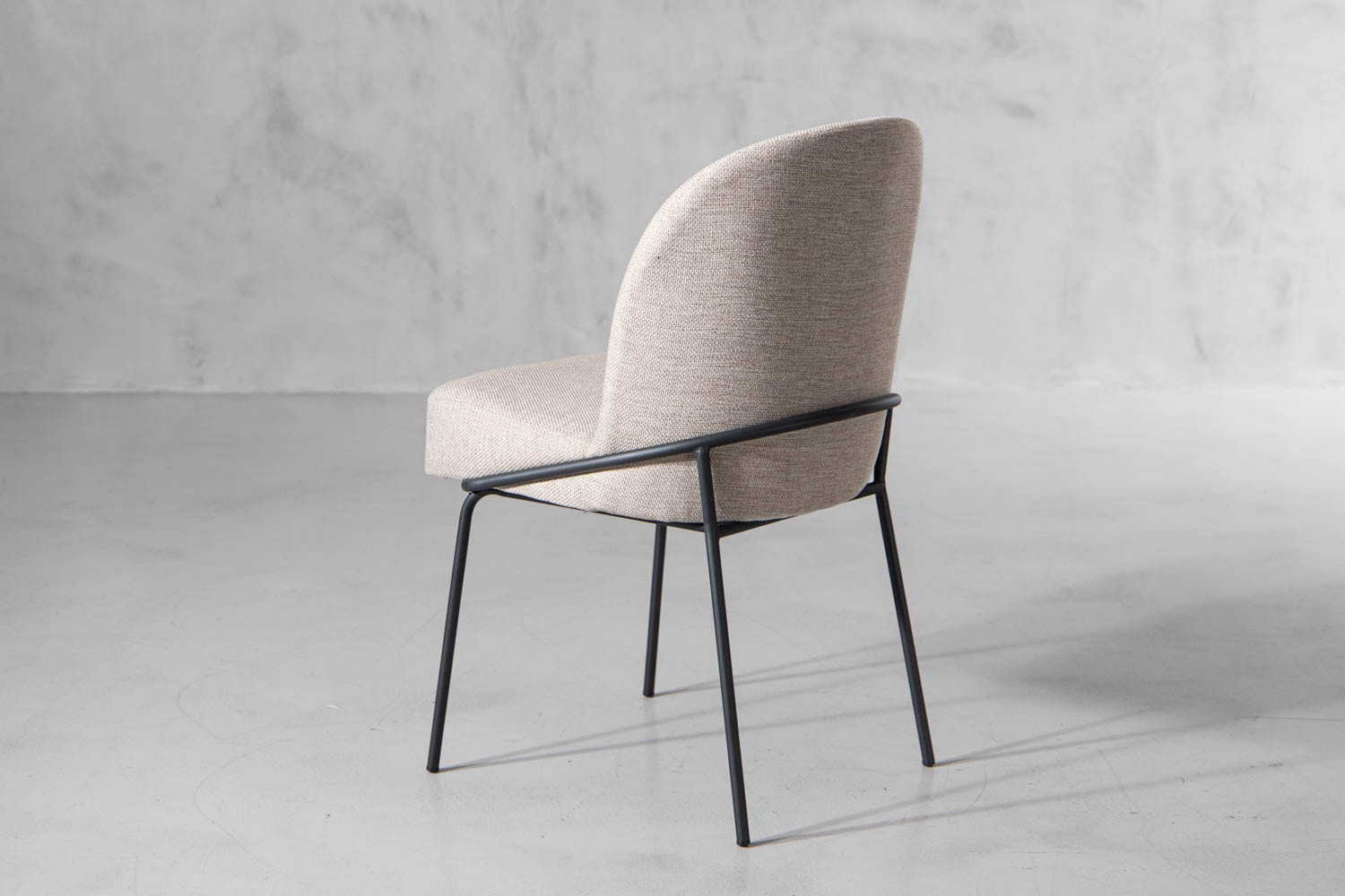 Curva Dining Chair | Mid-Century Design & Modern Comfort | Cielo