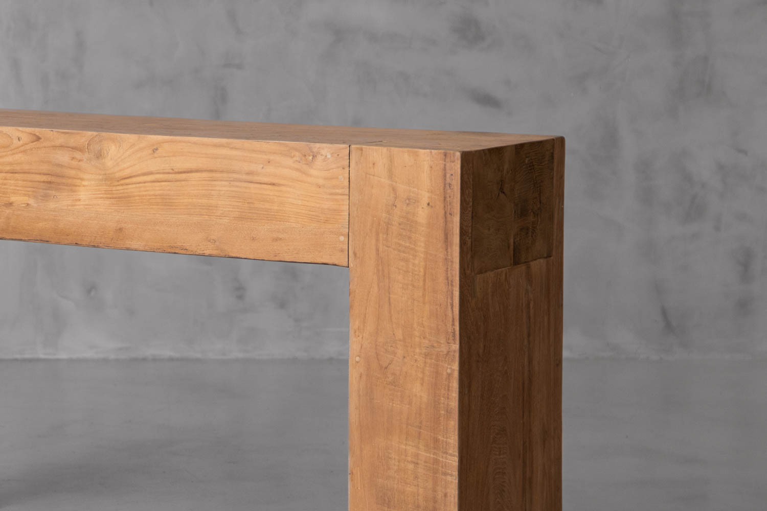 Merrick Console Table | Cielo
