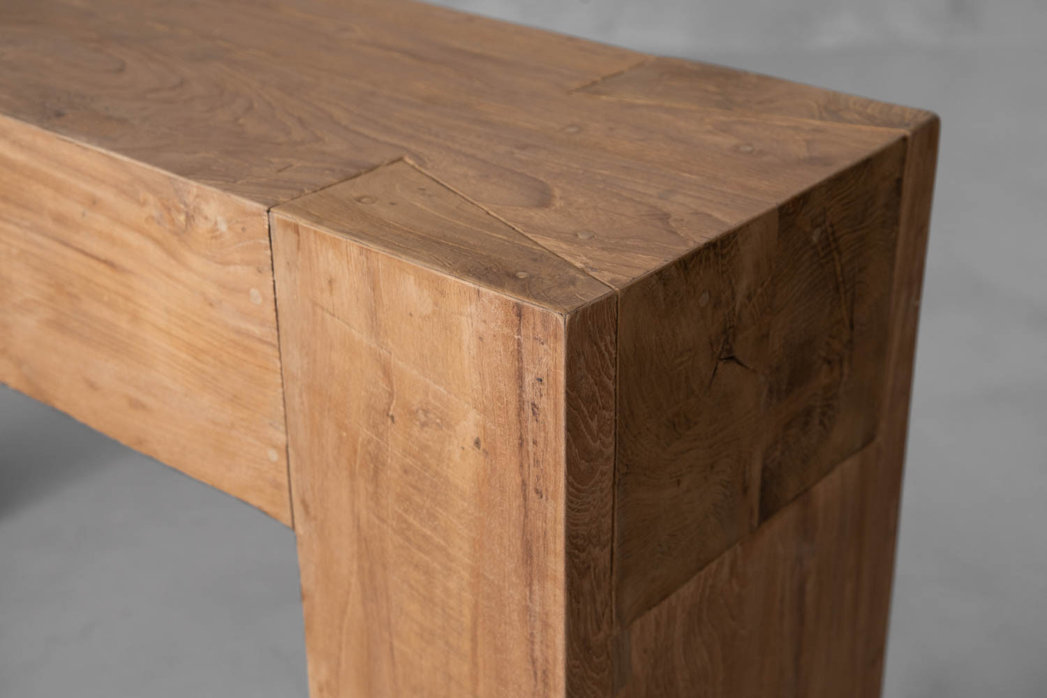 Merrick Console Table | Cielo