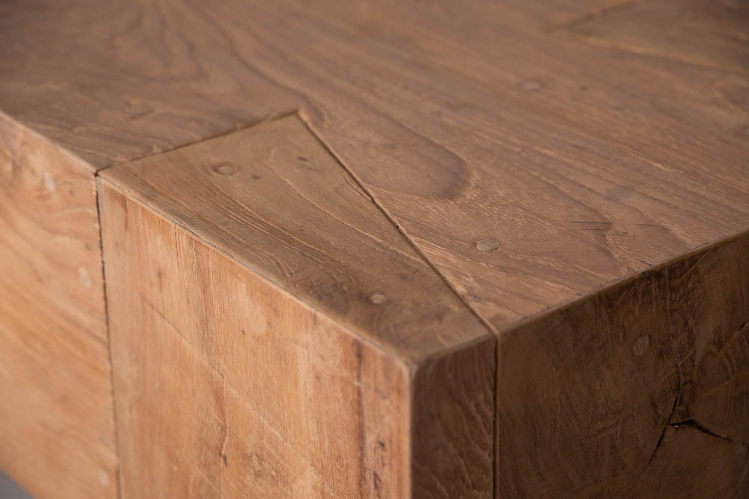 Merrick Console Table | Cielo