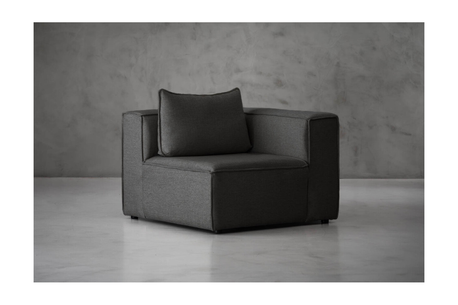 Montclair Corner Wedge - Shadow | Cielo