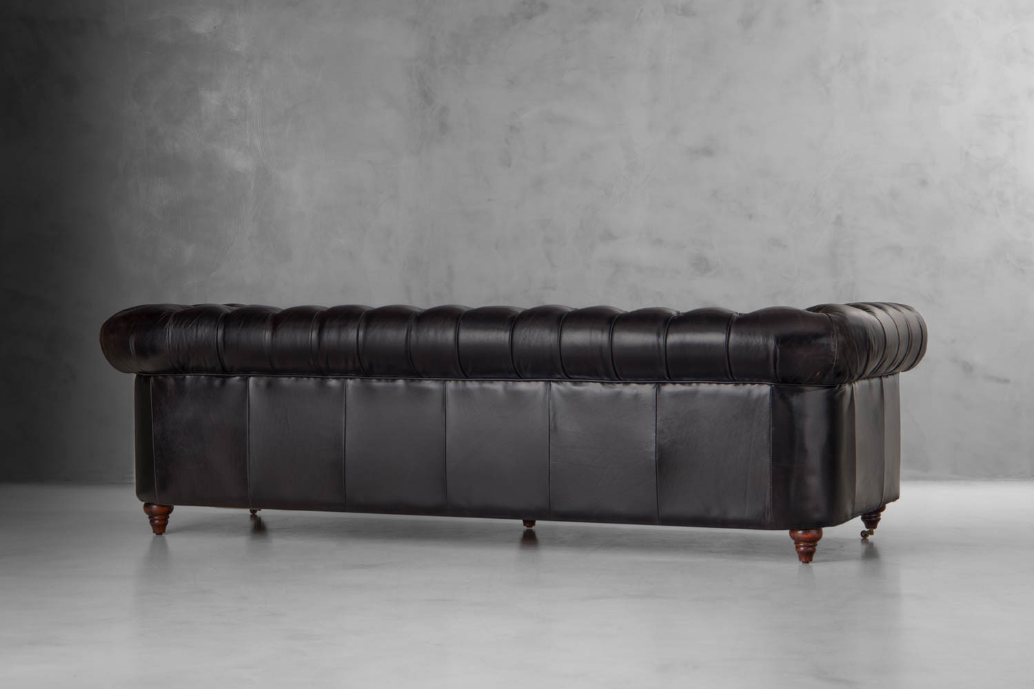 Jefferson Chesterfield 3 Seater Leather Couch | Cielo