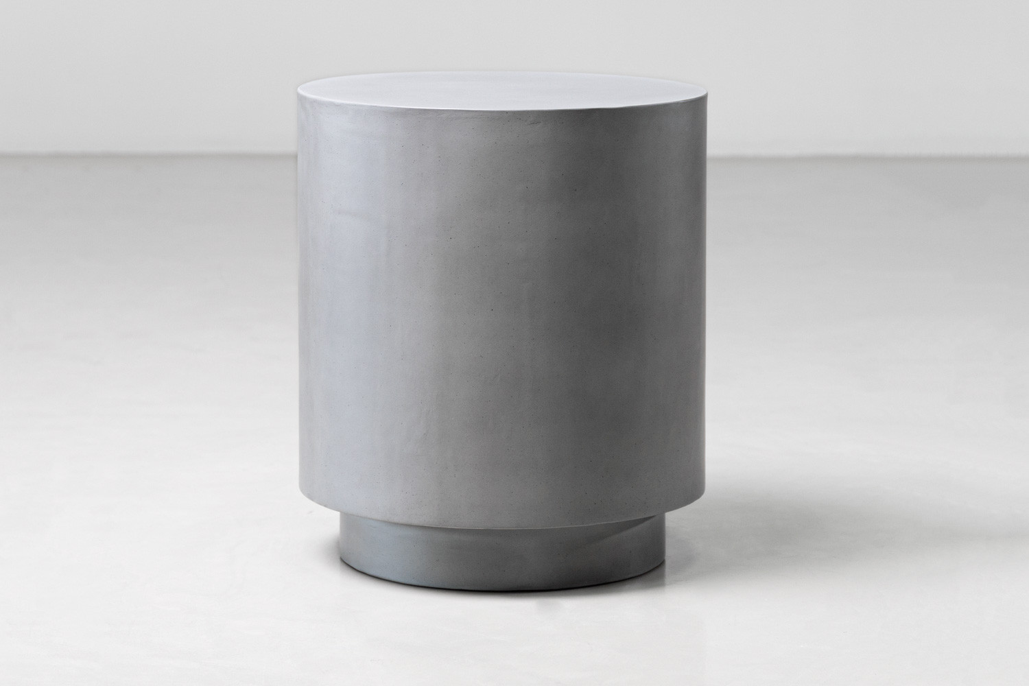 Veneto Side Table - Natural Grey | Cielo
