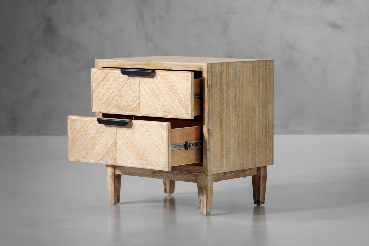 McKenna Bedside Table | Cielo
