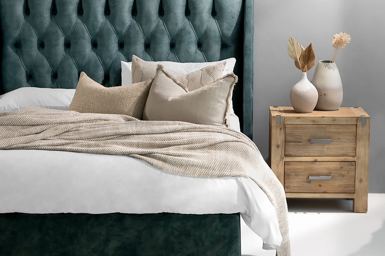 Aubrien - Single Headboard |Cielo