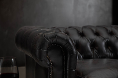 Jefferson Chesterfield 3 Seater Leather Couch | Cielo