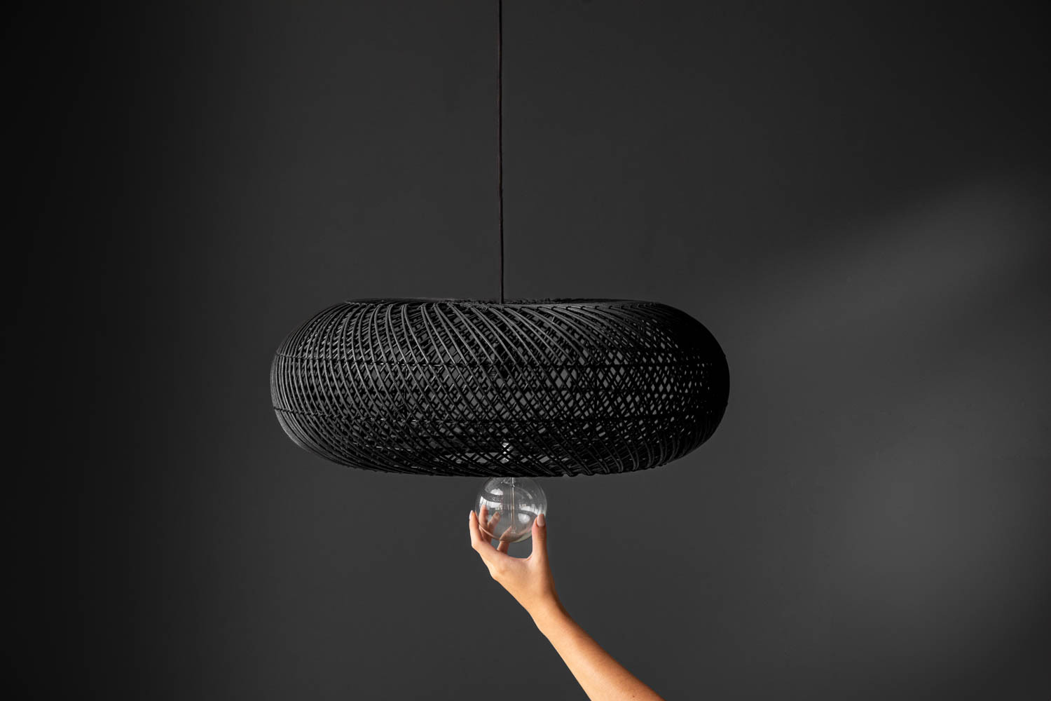 Alvaro Pendant - Black | Cielo