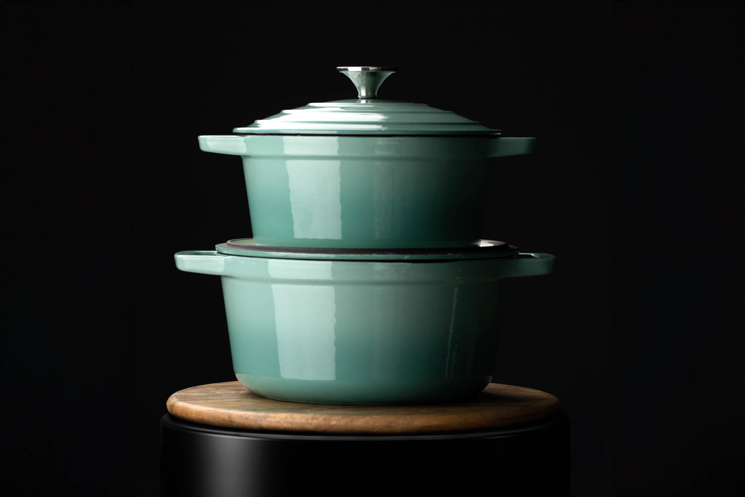 Nouvelle Cookware Set - Misty Teal & Apron - Ash & Brown | Cielo