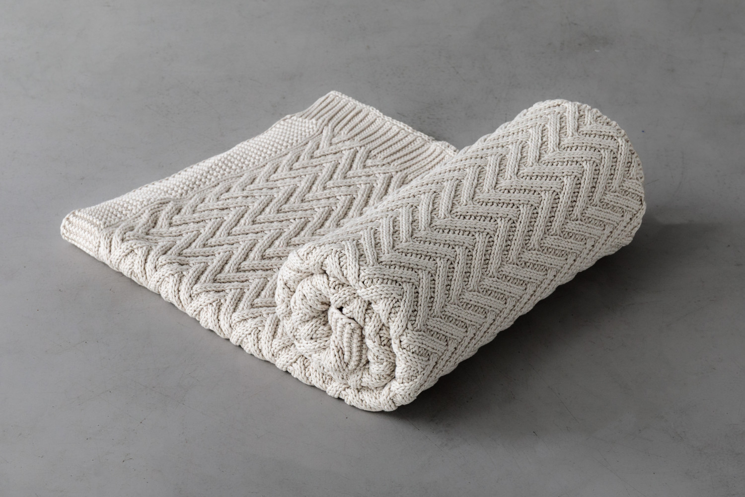 Bloom Throw - Medium | Cielo