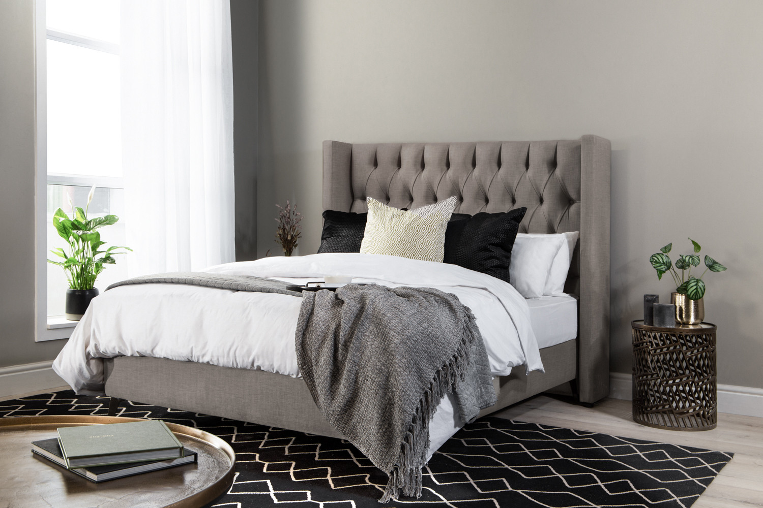 Hailey Bed Collection | Cielo