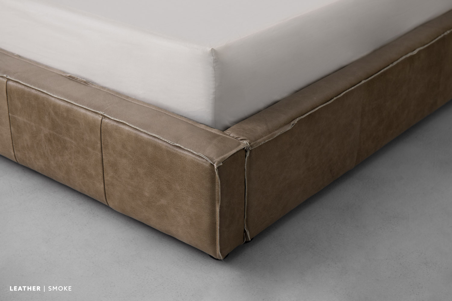 Kendrix Leather Bed Base King XL - Vintage Smoke | Cielo