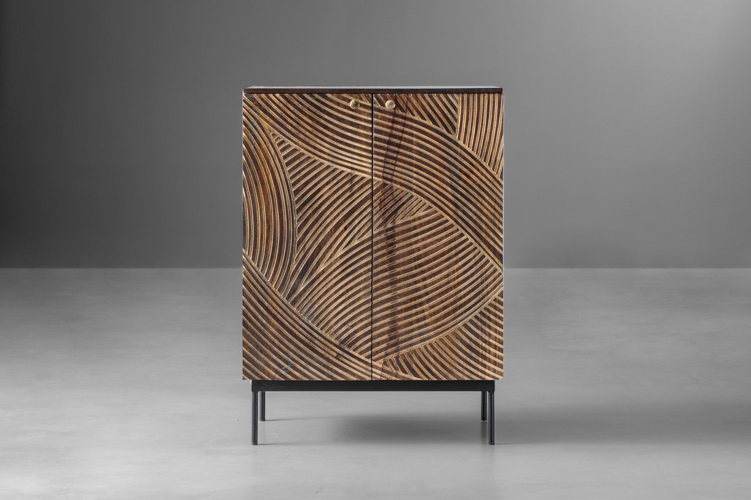 Dontae Liquor Cabinet For Sale | Cielo