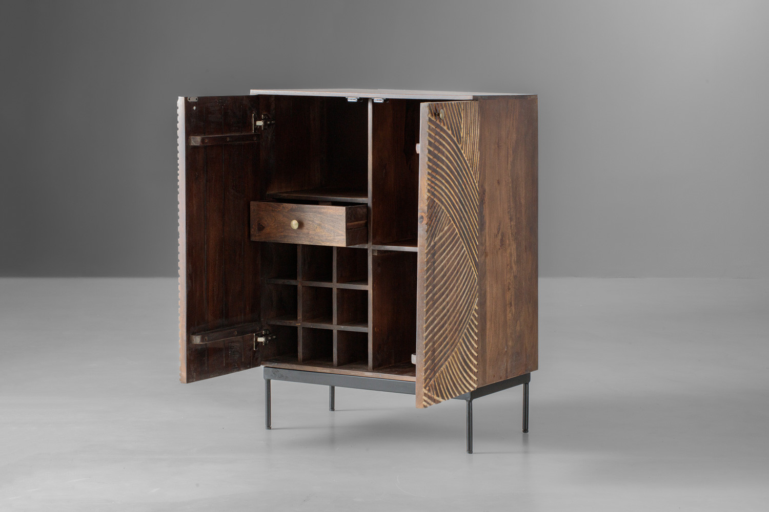 Dontae Liquor Cabinet For Sale | Cielo