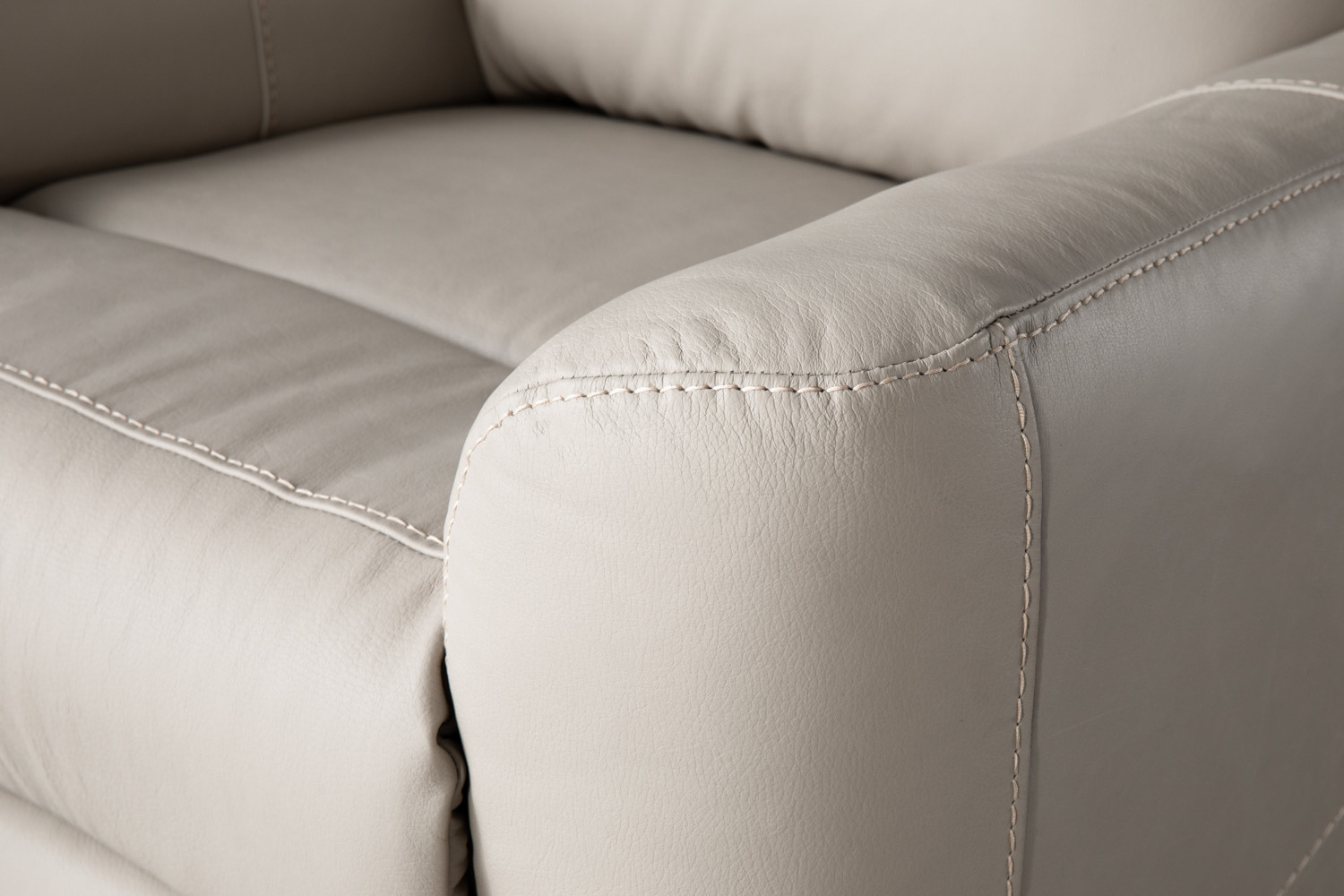 Prescott Leather Motion Lift Recliner - Taupe | Cielo