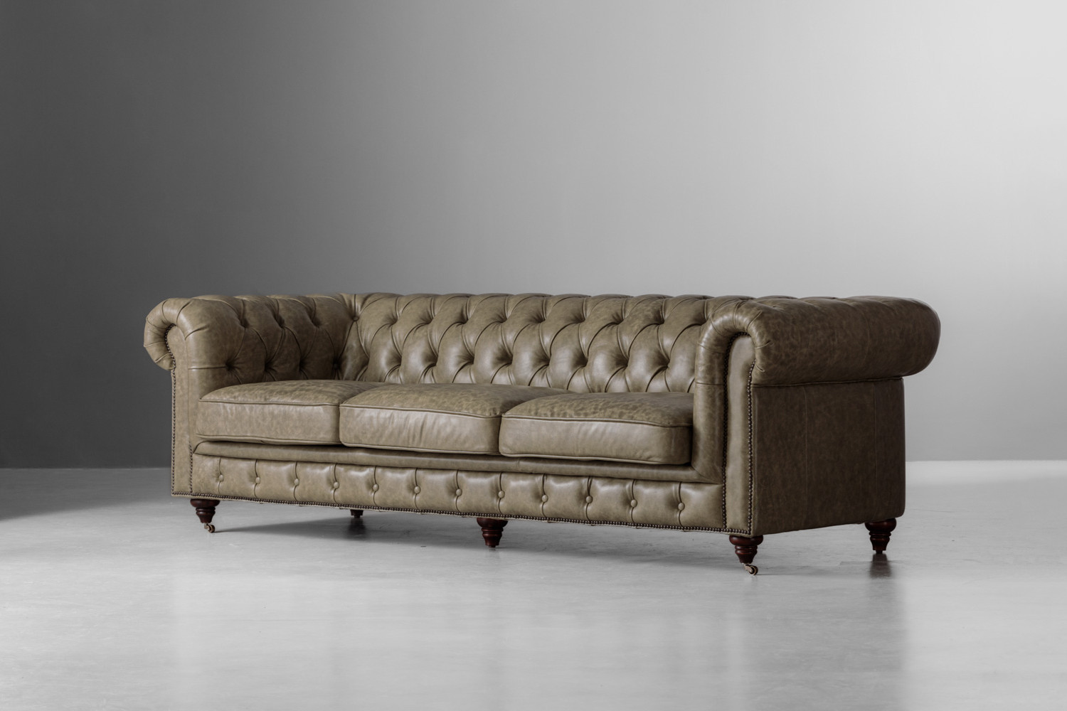 Jefferson Chesterfield 3-Seater Leather Couch | Cielo