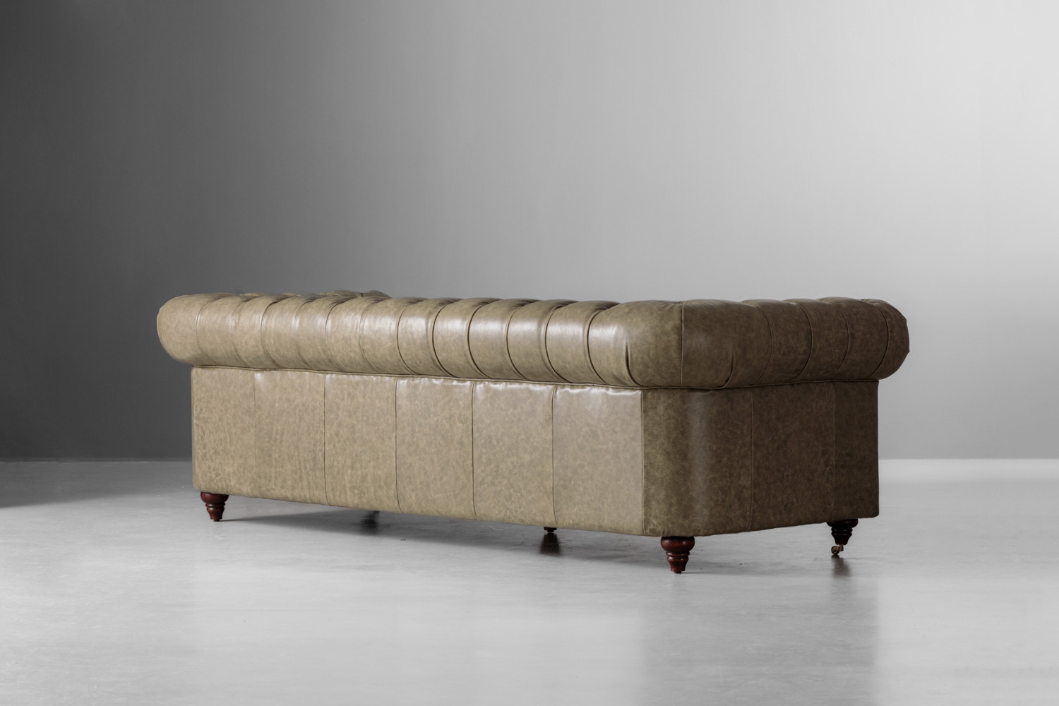 Jefferson Chesterfield 3-Seater Leather Couch | Cielo