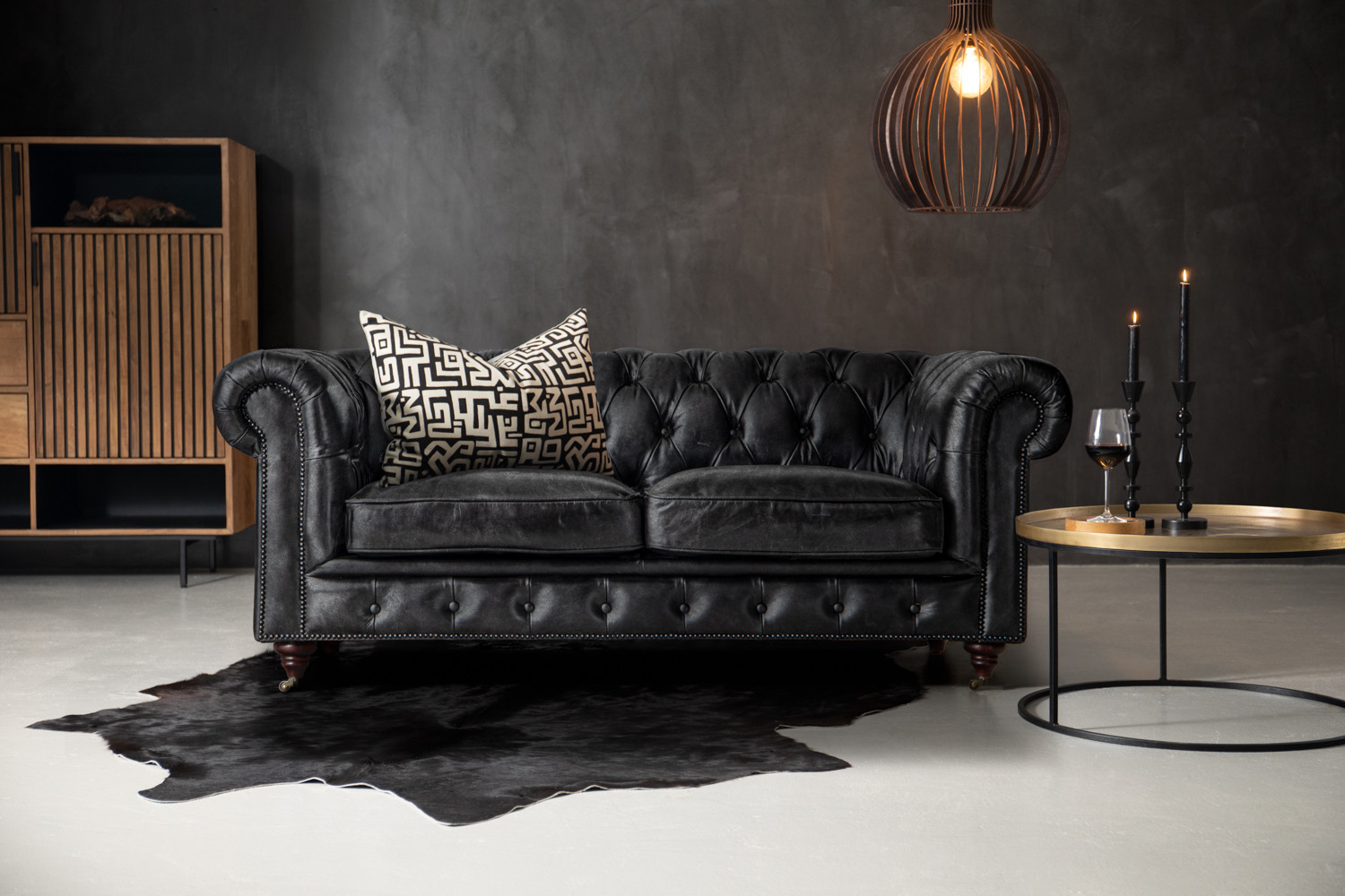 Jefferson Chesterfield 2-Seater Leather Couch | Cielo