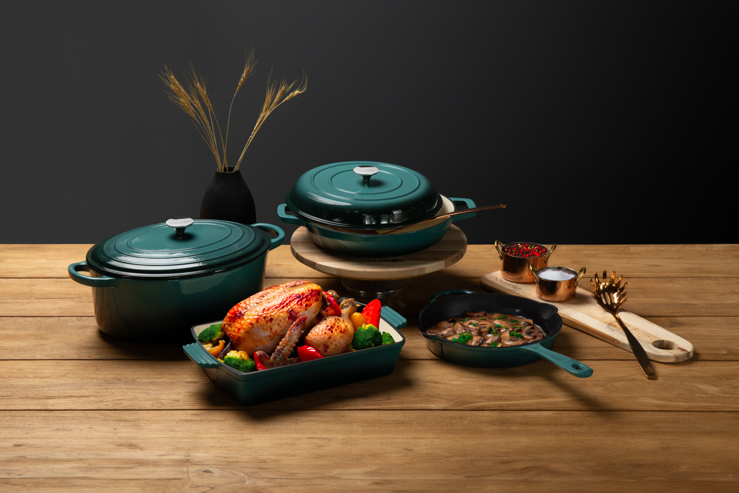 Nouvelle Cast Iron 6-Piece Roaster Set | Cielo