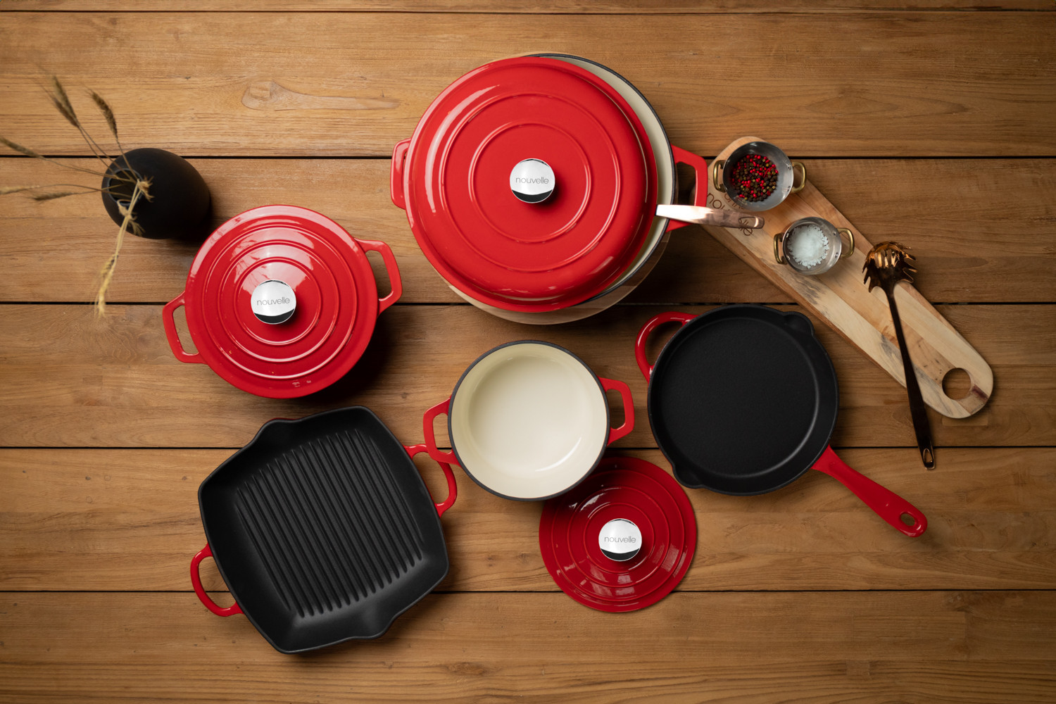 Nouvelle Cast Iron 8-Piece Oven Pan Set | Cielo