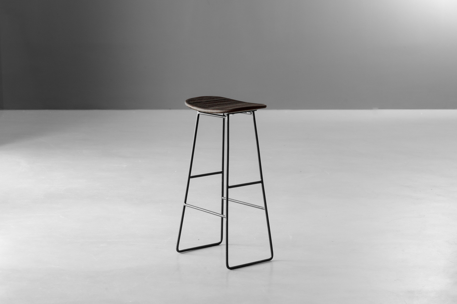Darius Tall Bar Stool-Walnut | Cielo