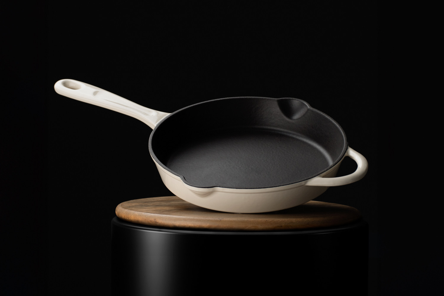 Nouvelle Cast Iron 8 Piece Cookware Set - Buttermilk | Cielo
