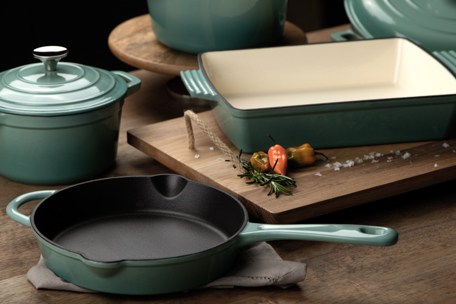 Nouvelle Cast Iron 8 Piece Cookware Set - Misty Teal | Cielo
