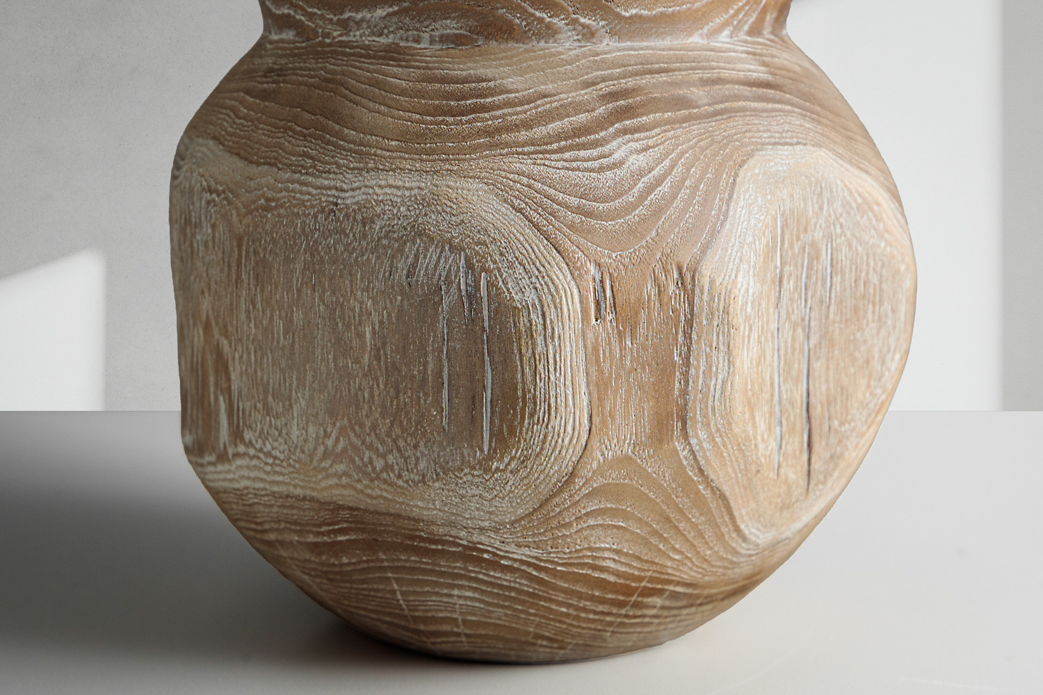 Ari Wooden Decor For Sale | Cielo