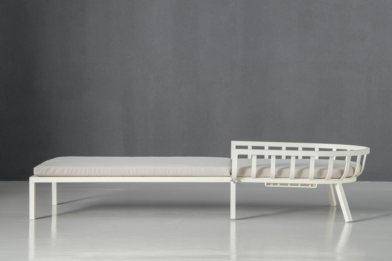 Cuba Pool Lounger | Cielo