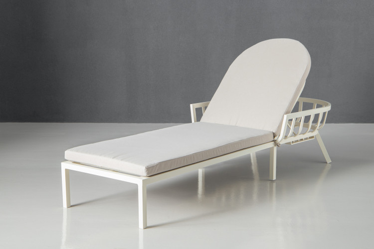 Pool Loungers For Sale | Cielo