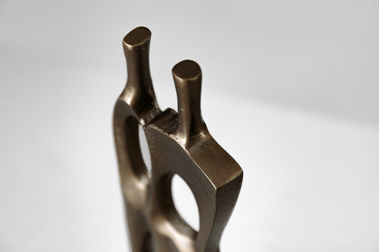 Gia Metal Sculpture | Cielo